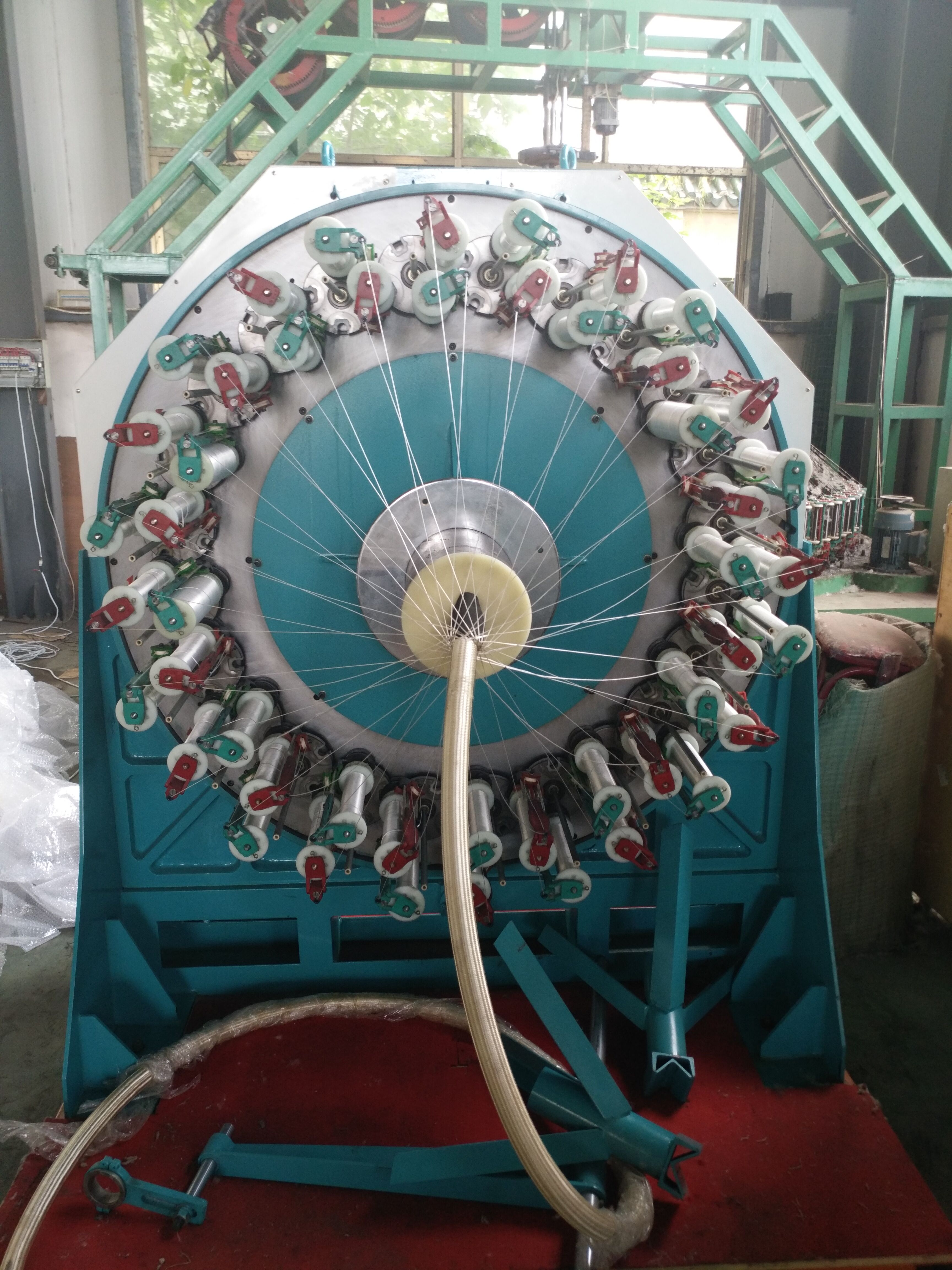 Yarn Braiding Machine - Comflex Industrial Co.,Ltd